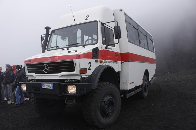 Etna & Taormina: Tasting, Cable Car & off Road to 2920M - Tasting Local Delicacies