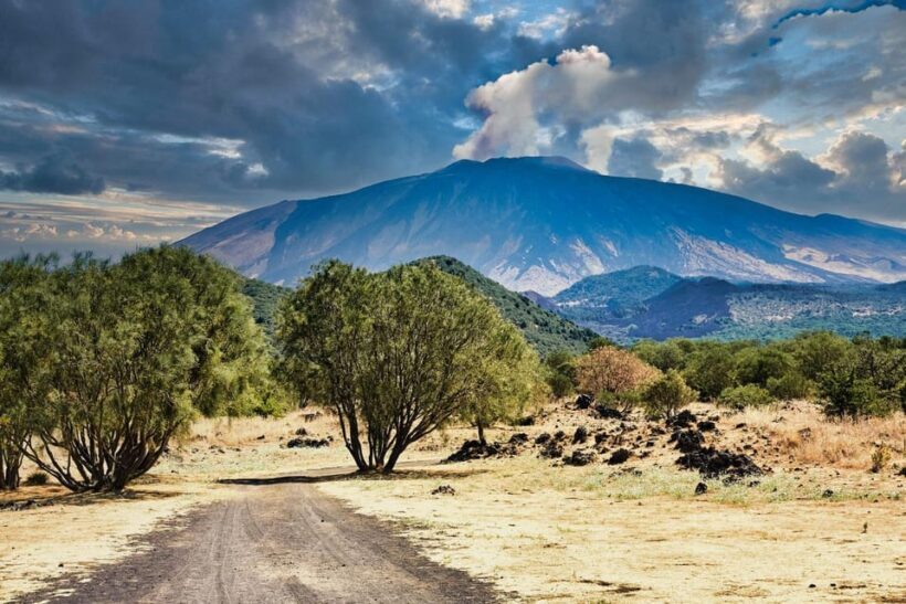Etna underground wonders, lava flow 1992, family's lunch - Key Points