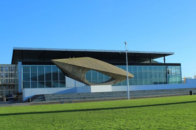 Etretat and Le Havre Private Day Trip from Paris - Key Points