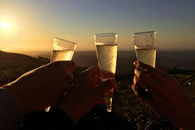 Evening 4x4 Tour of Monchique Hills with Dinner - Key Points