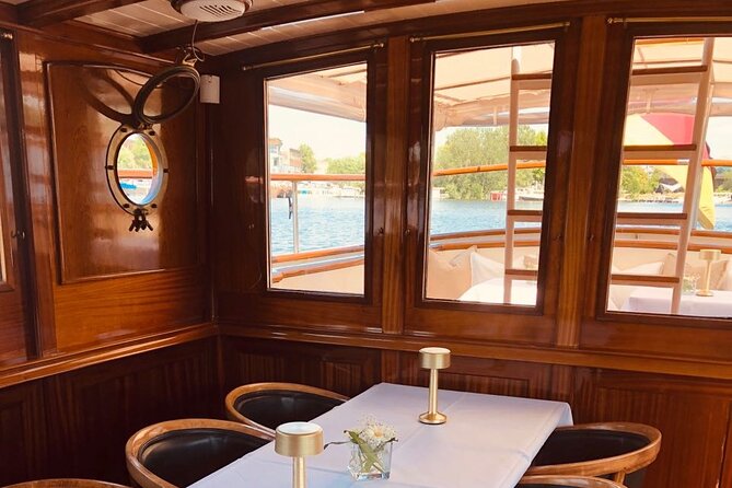 Evening Aperitif Tour Aboard the Motor Yacht Fitzgerald - Tips for Making the Most of Your Evening Cruise