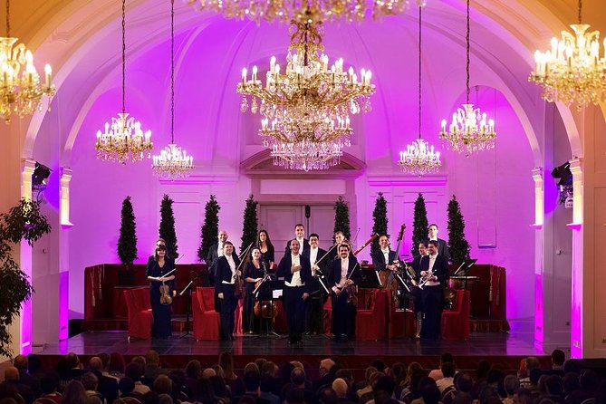 Evening at Schönbrunn Palace Vienna: 3-course Dinner and Concert - The Concert Performance
