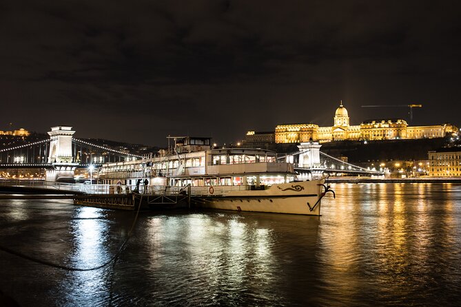 Evening Cruise on the Danube With Optional Drinks - Meeting and Pickup Information