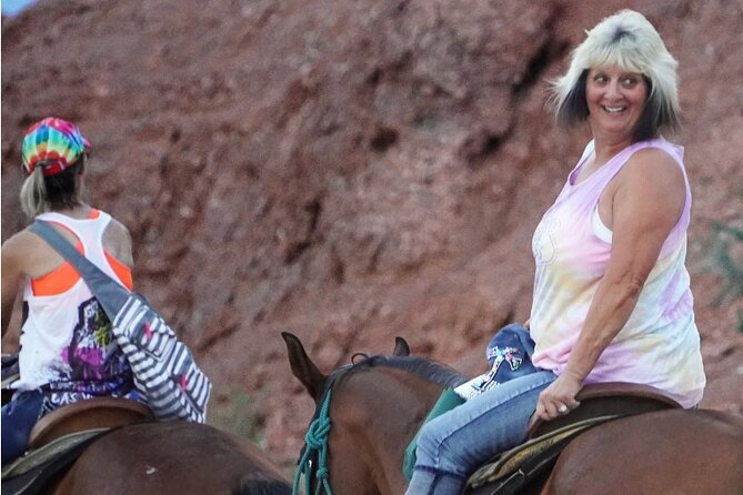 Evening Horseback Ride in Las Vegas - Group Size and Atmosphere
