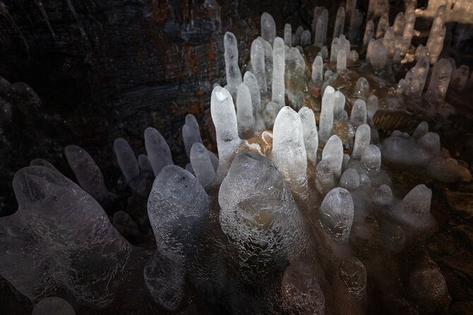 Evening Lava Tunnel Tour and Northern Lights - Exploring the Evening Lava Tunnel Tour and Northern Lights Experience in Iceland