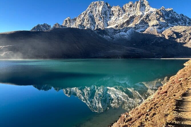 "Everest Base Camp Express Trek: Adventure in Less Time" - An In-Depth Look at the Everest Base Camp Express Trek