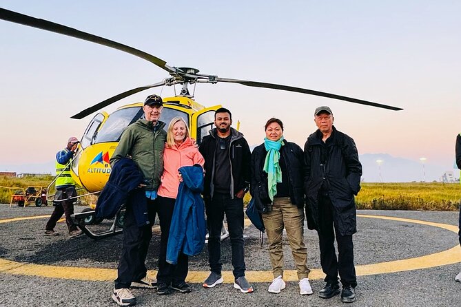 Everest Base Camp Helicopter Tour with Stop at Everest View Hotel - Who Should Consider This Tour?