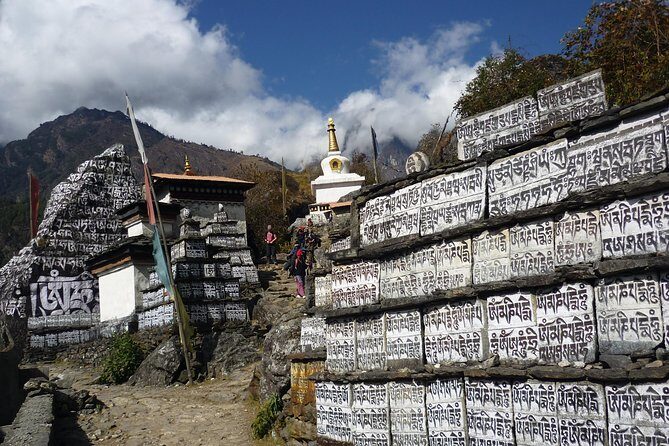 Everest Base Camp trek - 16 days - The Sum Up