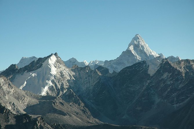 Everest Base Camp with Gokyo Lake 17 Days - Key Points