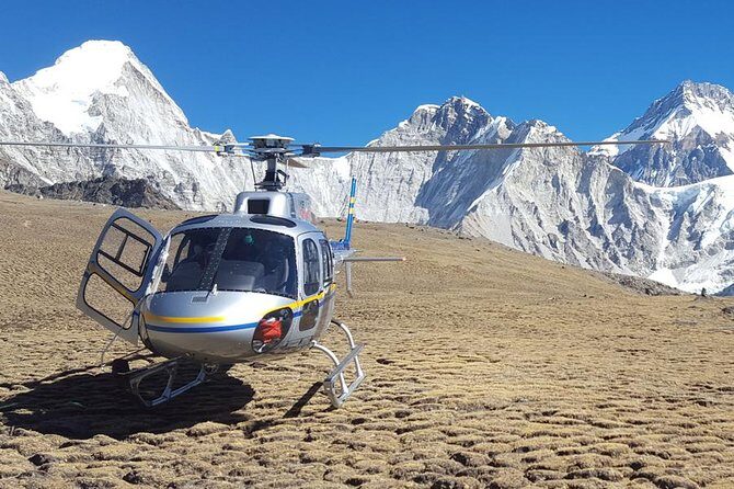 Everest Helicopter Tour with Breakfast - The Everest View Hotel & Breakfast: A High-Altitude Feast