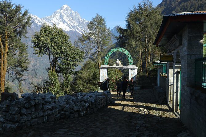 Everest Short Trek  5 Days - What’s Included and What’s Not