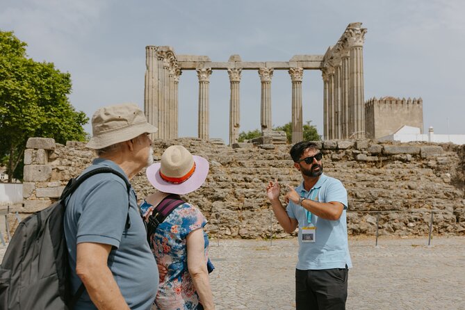 Évora, Medieval Village Monsaraz & Wine Tasting - Exploring Roman Ruins in Évora