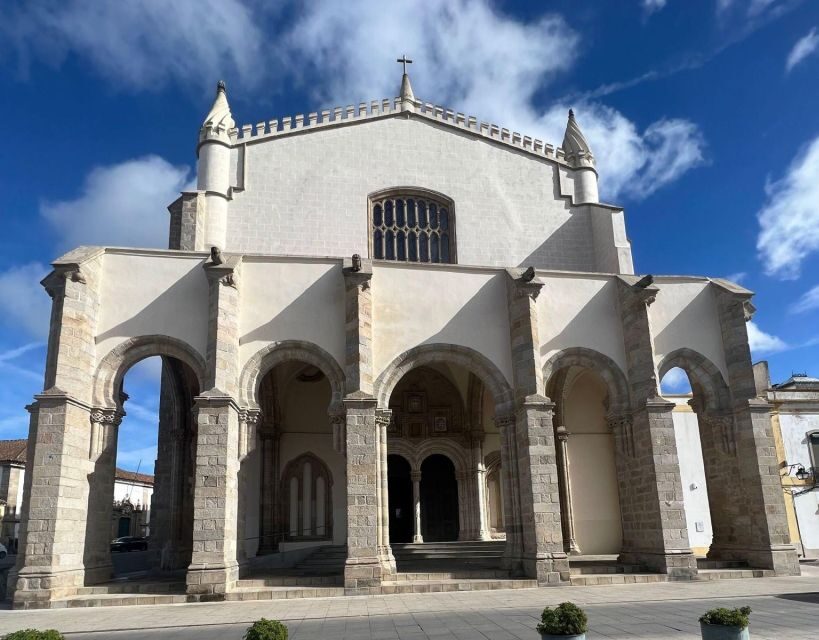 Évora Private Walking Tour - Exploring the University of Évora
