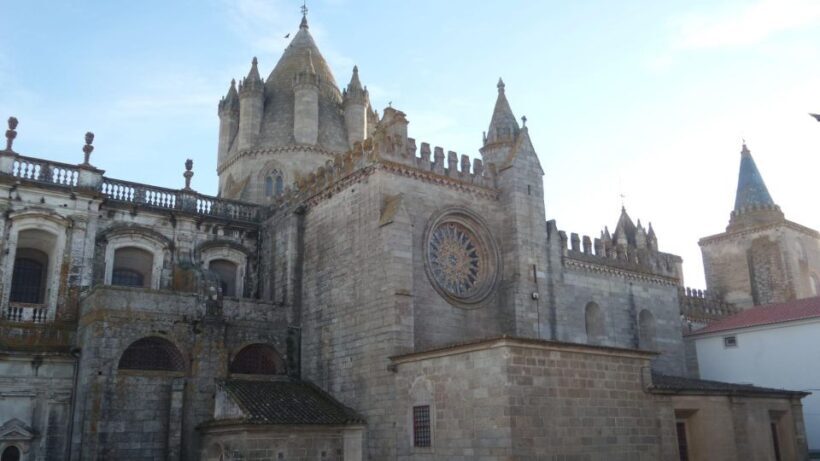 Évora Private Walking Tour - The Cathedral of Évora