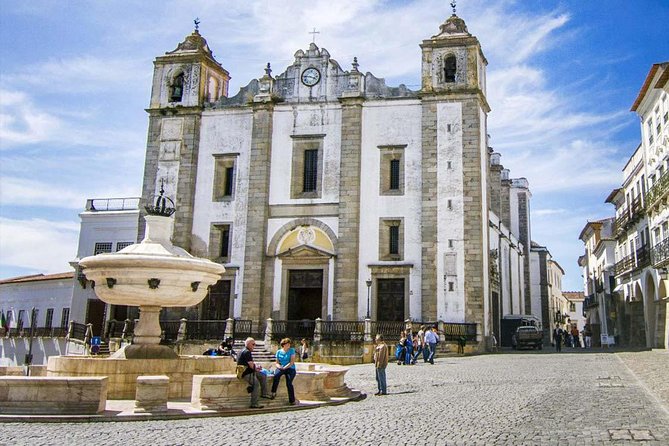 Évora Tour - the Heart of the Alentejo Region - Marveling at the Évora Cathedral