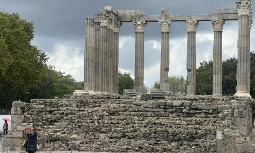 Evora, Winery & Cork Factory: Full-day Private Transport - Who Is This Tour Best For?