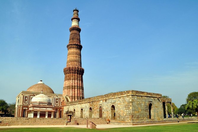 Exciting New and Old Delhi tour with lunch option - Key Points