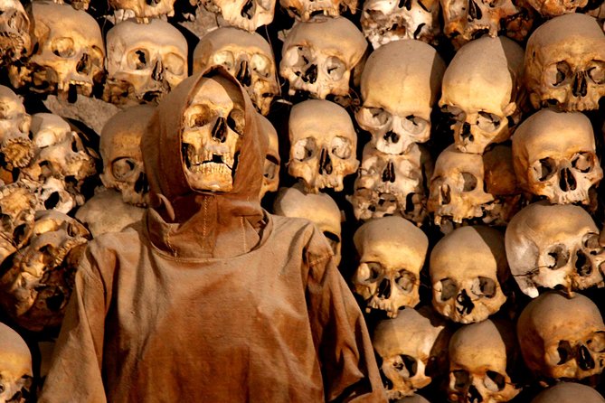 Exclusive After-Hours: Crypts, Catacombs & Bone Chapel Tour - Tour Accessibility and Requirements