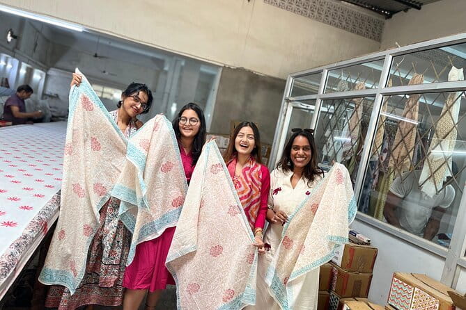 Exclusive Block Print Workshop in Rajasthan - Who Will Love This Experience?