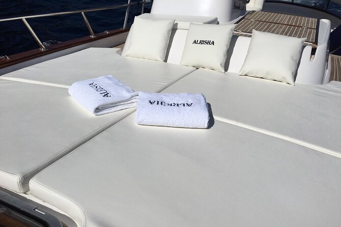 Exclusive Boat Tour to Capri with Swim Stop and Aperitif - FAQ