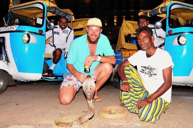 Exclusive : Colombo Sunset City Safari by TukTuk - Who is This Tour Best For?