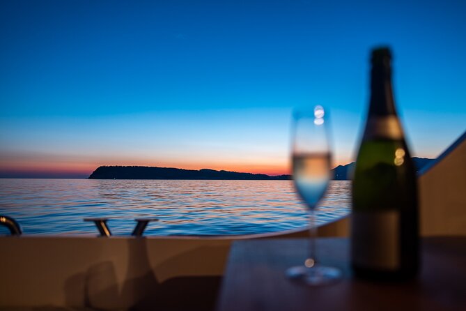 Exclusive Dubrovnik Sunset Cruise with Cocktail at the Cave Bar - FAQ