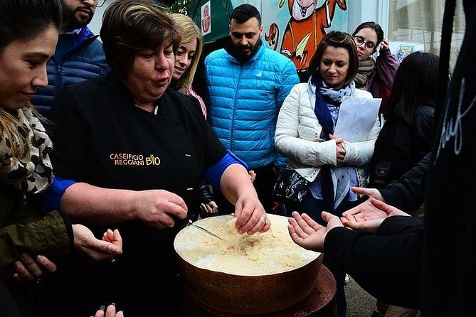 Exclusive Emilia-Romagna,Parmigiano, Prosciutto, Balsamic, Wine - A Taste of Regional Dishes