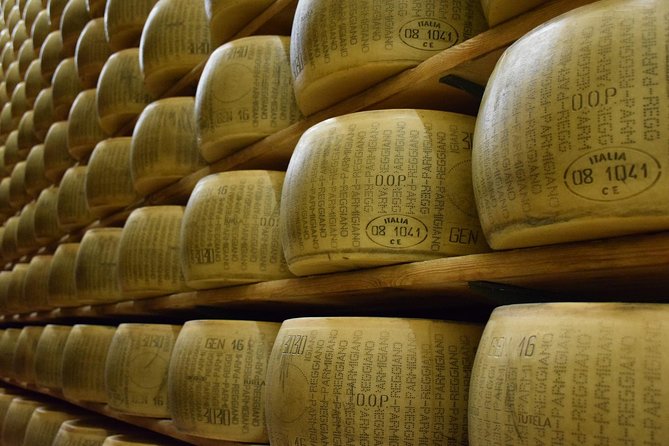 Exclusive Emilia-Romagna,Parmigiano, Prosciutto, Balsamic, Wine - Scenic Countryside Drives and Small Towns