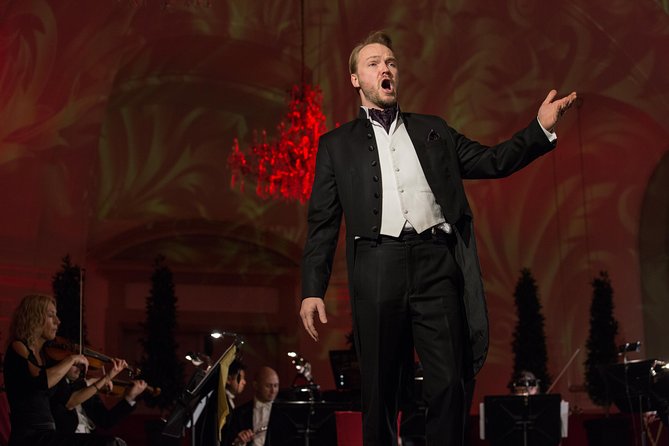 Exclusive Evening at Schönbrunn Palace: After-Hours Audiotour, Dinner, Concert - Self-Guided Audio Tour of the Palace