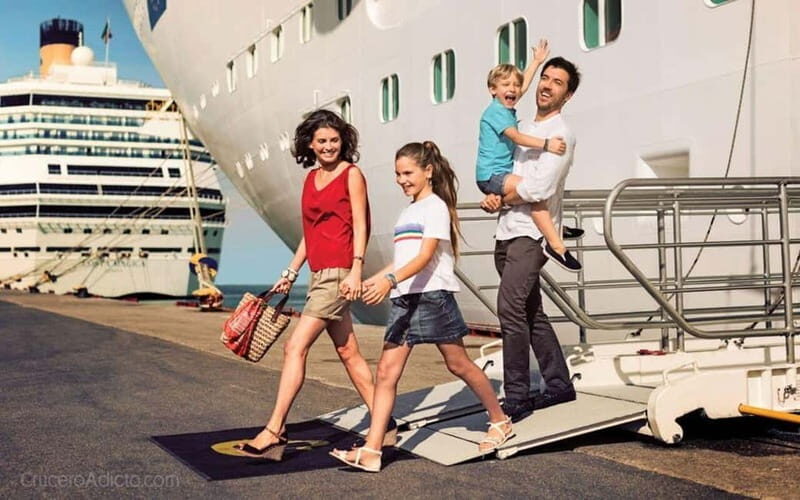 Exclusive excursion from Vigo to Santiago de Compostela for cruise passengers - Who Will Love This Tour?