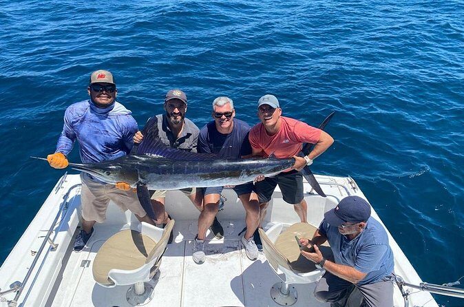 Exclusive Fishing Experience in Los Cabos  Aboard the Phantom I - Who Should Consider This Tour?