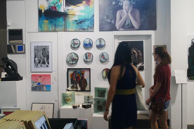 Exclusive Gallery Walk in Barcelona'S Art District - Immerse in the Creative Raval District