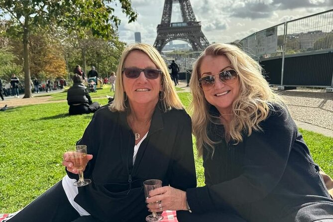 Exclusive Gourmet Picnic Experience at the Eiffel Tower - Accessibility and Additional Information for the Picnic Experience