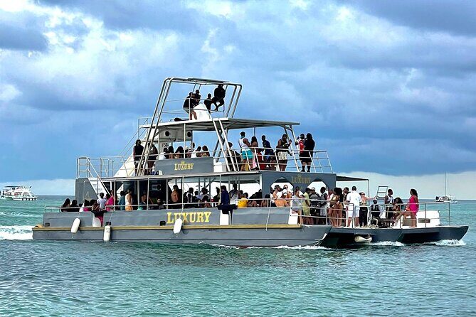 Exclusive Hip Hop Punta Cana Party Boat with Open Bar *Only Adult - Introduction to the Experience