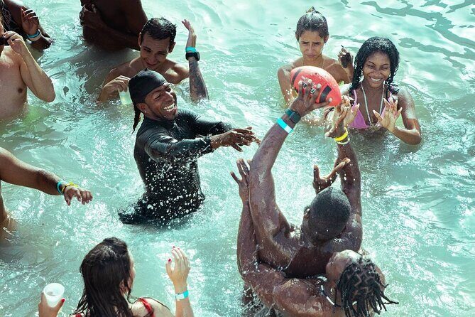 Exclusive Hip Hop Punta Cana Party Boat with Open Bar *Only Adult - The Vibe, Music, and Atmosphere