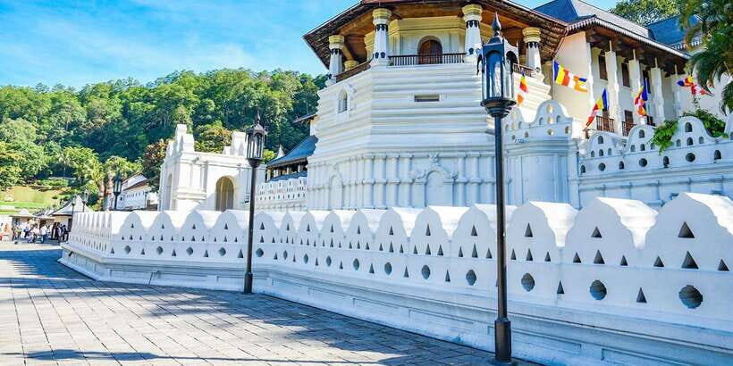 Exclusive : Kandy City Tour by car - A Closer Look at the Itinerary and What to Expect