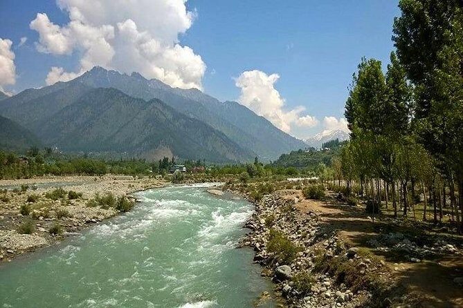 Exclusive Kashmir Tour Package - FAQ about the Kashmir Tour Package