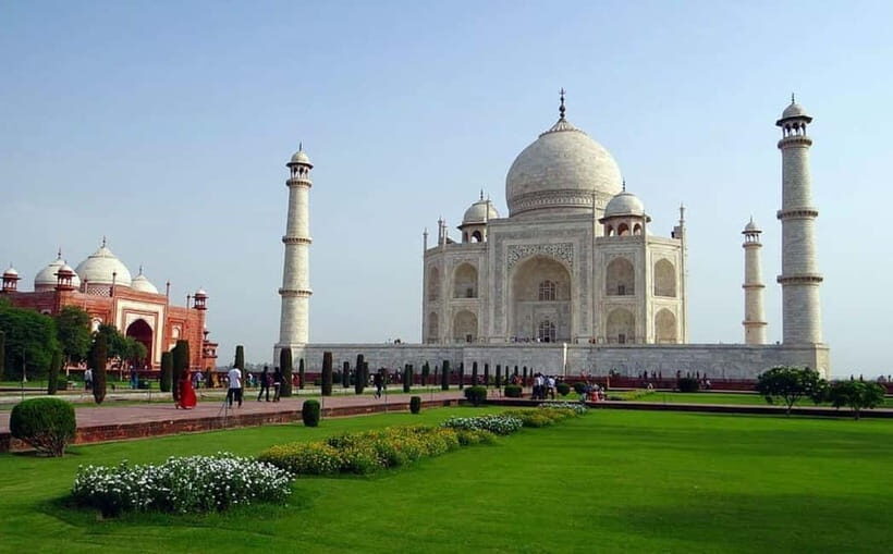 Exclusive Overnight, Mohabbat -E- Taj City Agra Tour - Transportation and Comfort
