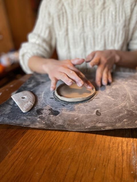 Exclusive pottery experience for couple with wine and snacks - Key Points