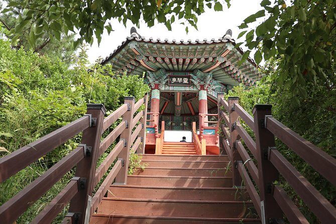 Exclusive Private Trip to Mt Seorak & East Sea!! - The Experience at a Glance