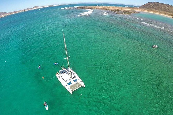 Exclusive Sailing Catamaran Experience to Lobos Island With Lunch and Drinks - Included Amenities: Food and Beverages