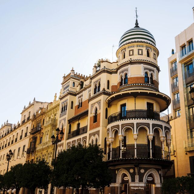 Exclusive Seville: Hidden Gems and Iconic Landmarks Tour - An In-Depth Look at the Tour Experience