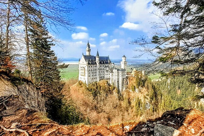 EXCLUSIVE Skip-The-Crowds Neuschwanstein and Linderhof Castle Tour From Munich INCL. TICKETS - Inclusions and Costs