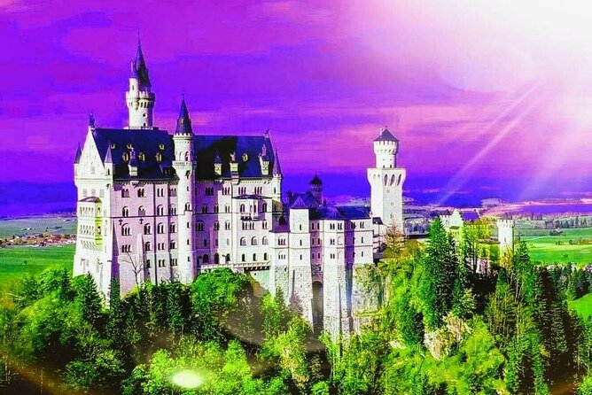 EXCLUSIVE Skip-The-Crowds Neuschwanstein and Linderhof Castle Tour From Munich INCL. TICKETS - Exploring Linderhof Palace