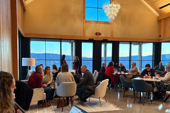 Exclusive Small Group Virginia Winery Tour with a Sommelier - The Itinerary Breakdown
