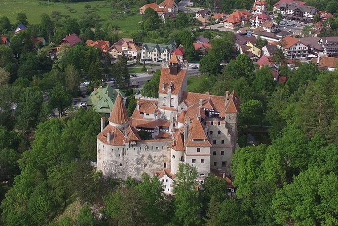 Exclusive Tour: Bran Castle, Brasov and Rasnov Fortress From Sibiu - Experience the History of Bran Castle