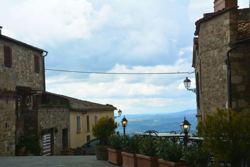 Exclusive Val dOrcia Full-Day Wine Tour from Florence - Pienza: A Picture-Perfect Town