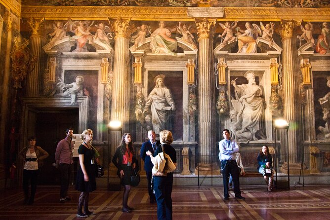 Exclusive Vatican Museums & Sistine Chapel Guided Tour by Evening - Exploring the Sistine Chapel