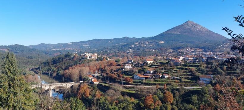 Exclusive Vinho Verde (Green Wine) experience & lunch - Frequently Asked Questions