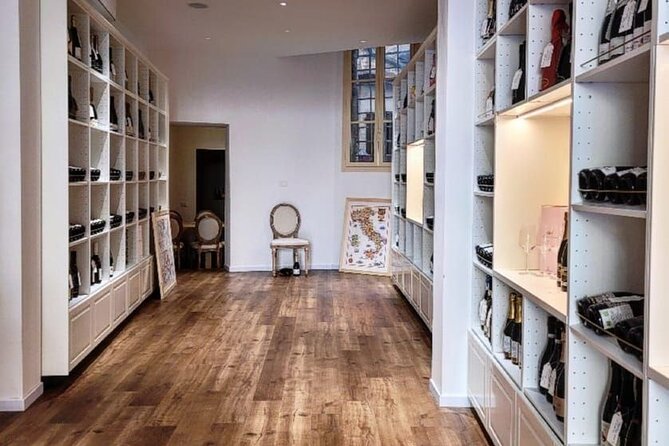 Exclusive Wine Tasting in the Historic Center of Siena - Transportation and Accessibility